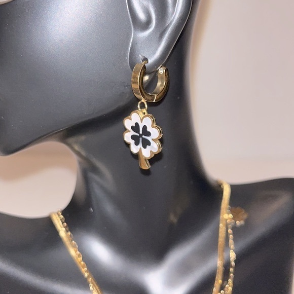 Jewelry | Vintage Style Four Leaf Clover Flower Titanium Steel Gold ...